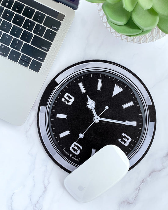 Mousepads for Watch Lovers – Wind It On The Move