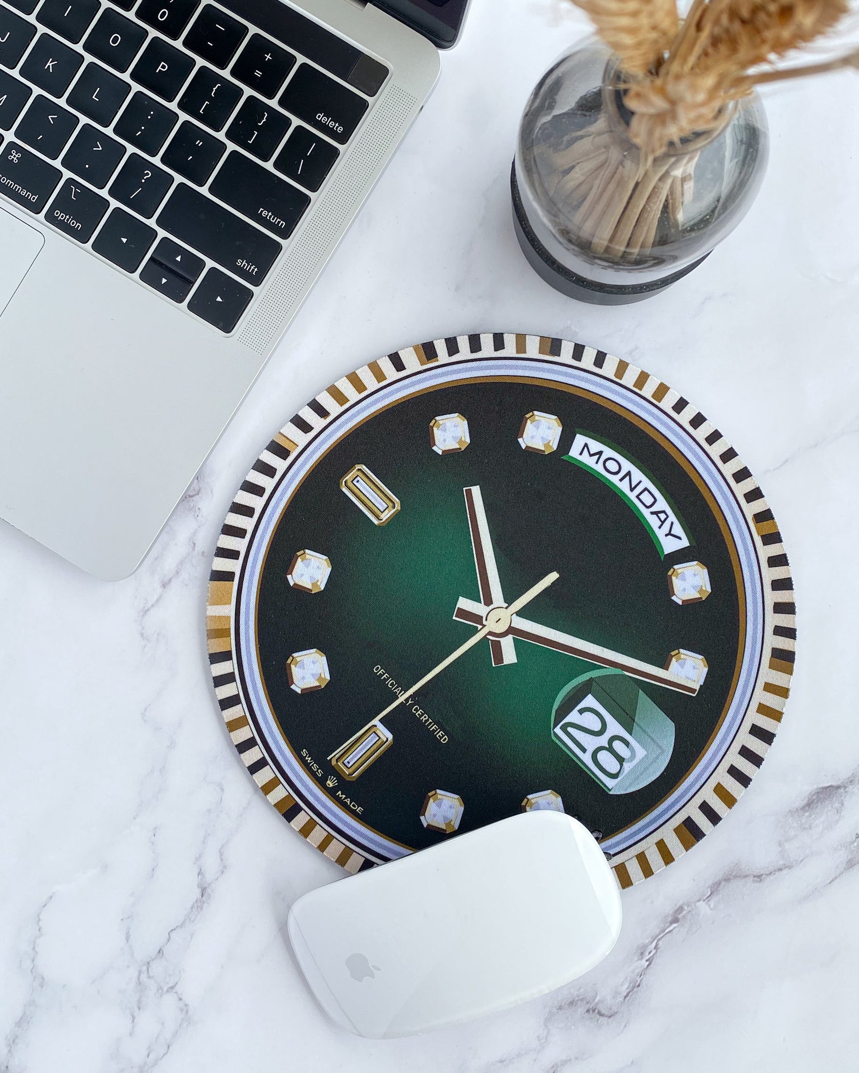 Mousepads for Watch Lovers – Wind It On The Move
